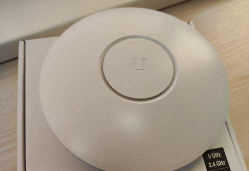 Точка доступа Ubiquiti UniFi AP PRO