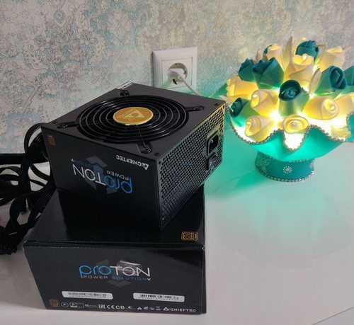 Блок питания Chieftec Proton 600W