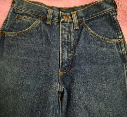 Джинсы на высокой талии Wrangler р.146