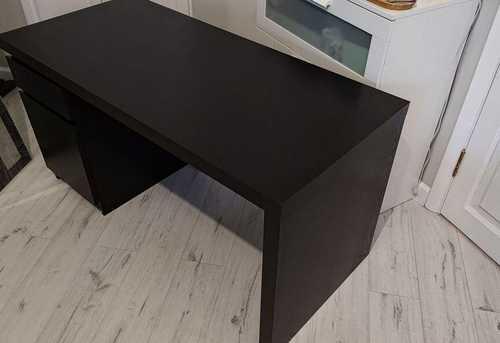 Письменный стол IKEA Мальм черный