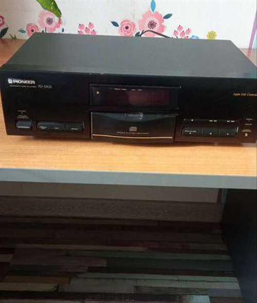 Проигрыватель CD дисков Pioneer PD-S703