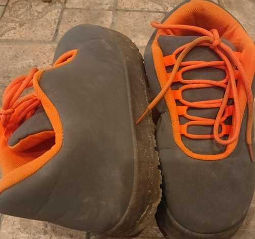 Spring boots