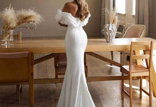 Свадебное платье Рыбка со шлейфом