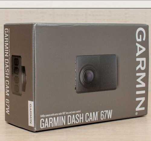 Видеорегистратор Garmin Dash Cam 67W