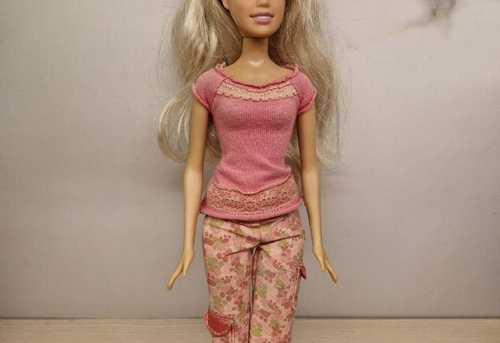 Barbie with Pink Top, Paw Print Capri Pants