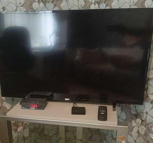 Телевизор Philips 43"