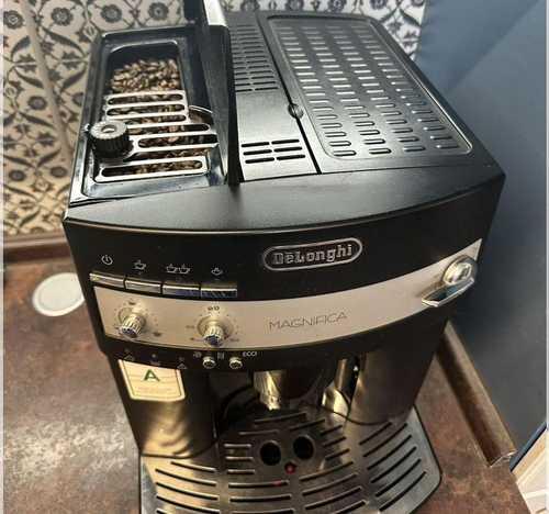 Кофемашина delonghi magnifica esam 3000