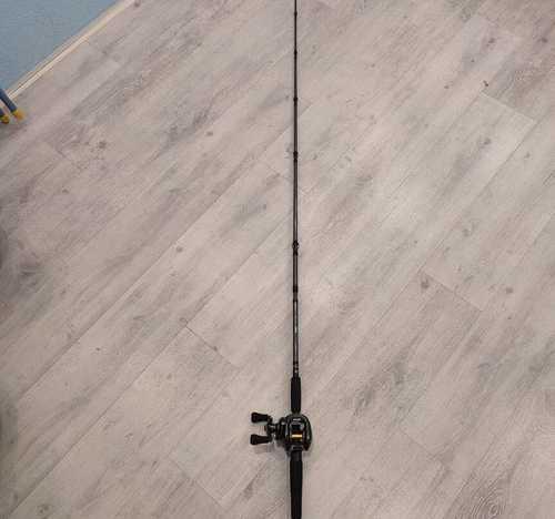 BFT Raptor G2 7"6 Swimbait  Piscifun alijos 300