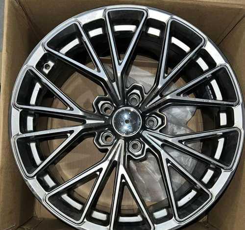 Диски R18 5x114,3 HRE ff28