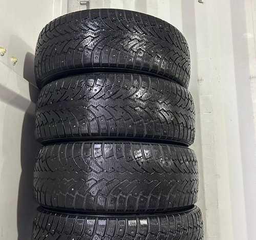 Pirelli Formula Ice 215/55 R16 97T