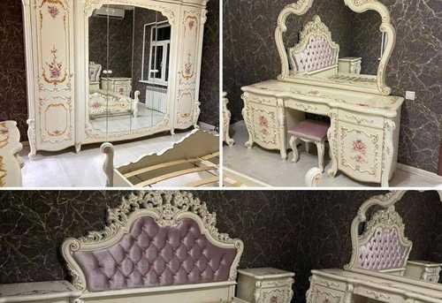 Спальный гарнитур в стиле барокко