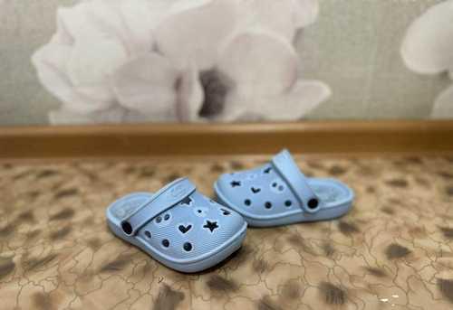 Детские резиновые тапочки Crocs