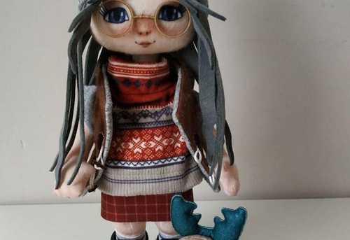 Текстильная интерьерная кукла "Девочка с лосиком"