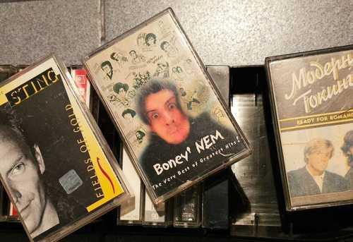Аудио кассеты с музыкой, коллекция, с боксом