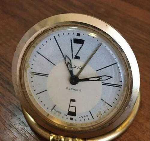 Часы будильник "Слава" на кольце СССР
