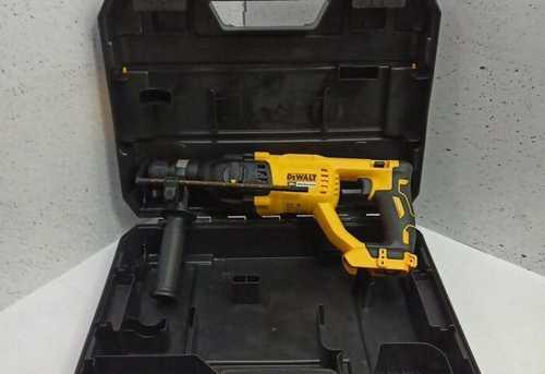 Перфоратор dewalt DCH133 (Рассрочка / 6141)