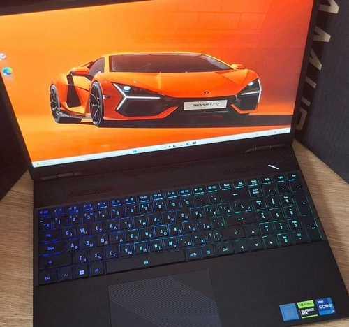 Gigabyte Aorus 240герц i7-13700H RTX4060 16\1000GB