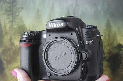 Фотоаппарат Nikon D80 body (менее тысячи кадров)