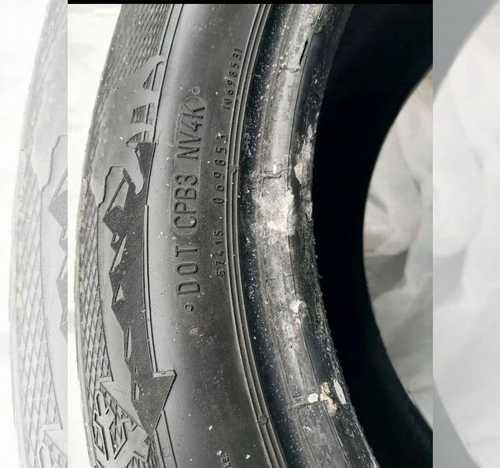 Gislaved Nord Frost 5 215/55 R16 97T