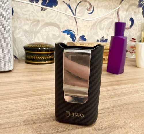Зарядный футляр Pitaka для Air pods