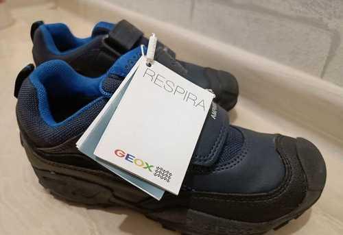 Кроссовки ботинки Geox новые для мальчиков