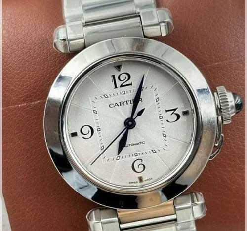 Часы Cartier