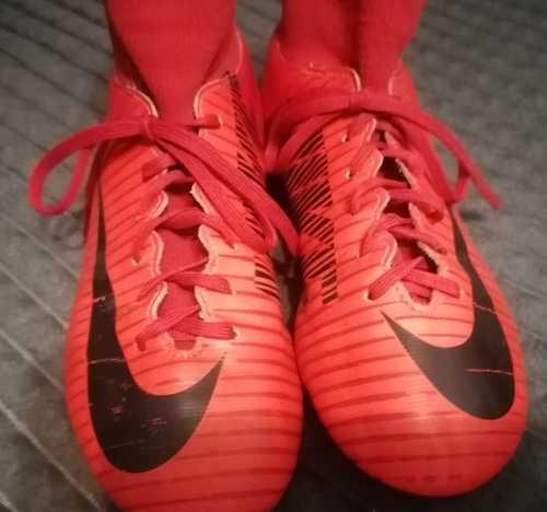 Футбольные бутсы nike mercurial