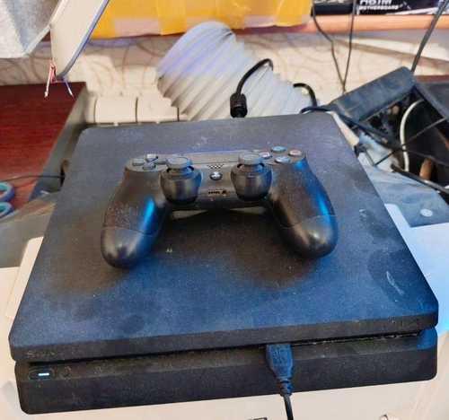 Sony playstation 4 slim