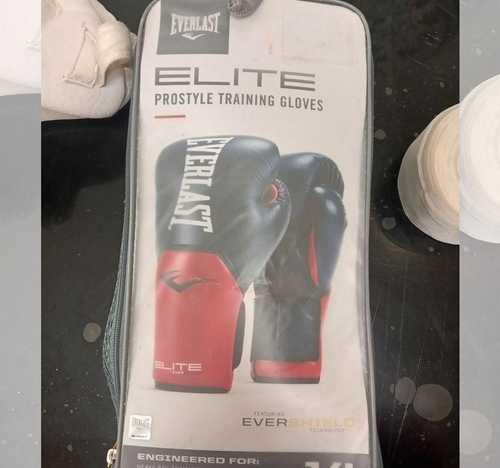 Боксерские перчатки 14 oz everlast