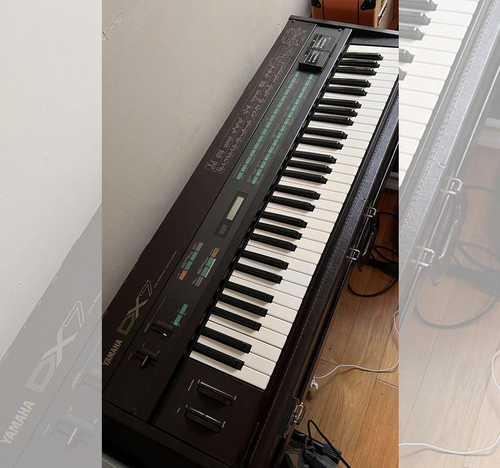 Синтезатор Yamaha DX7