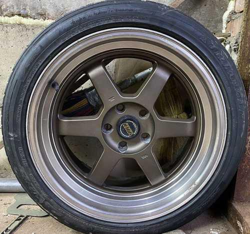 Литые диски RAYS VOLK RACING TE37V 9×R18 5×114.3