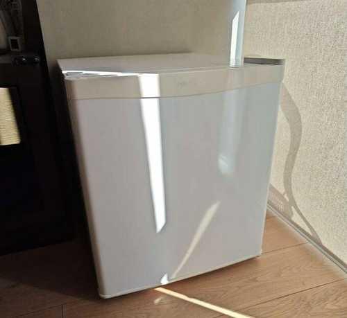 Холодильник Hisense