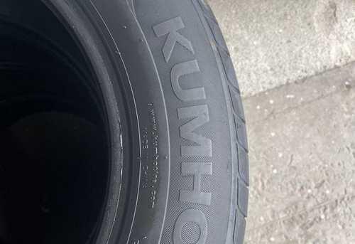 Kumho Ecowing ES01 KH27 215/60 R16