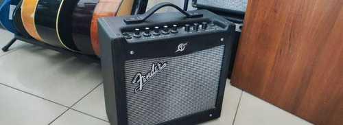 Комбик Fender Mustang I. +Процессор