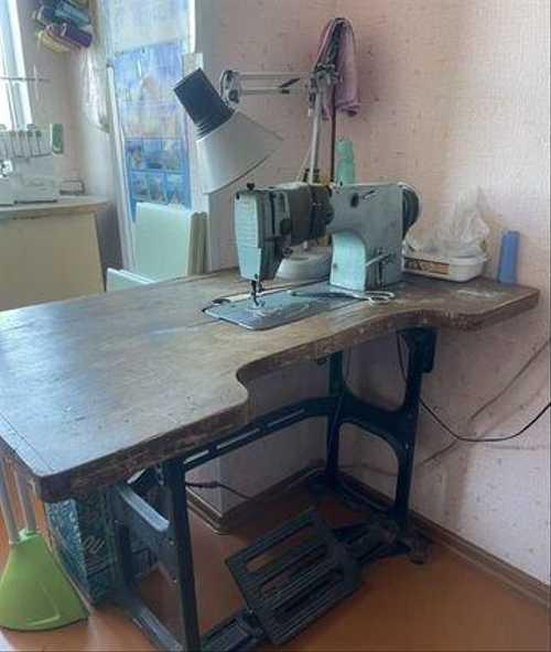 Производственные швейные машины. Оверлок
