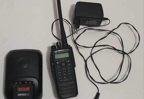 Цифровая/аналоговая (радиостанция) Motorola DP3601