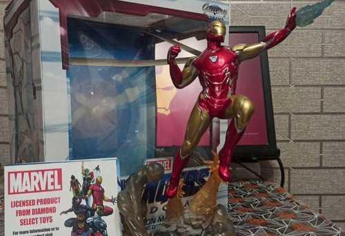 Фигурка Avengers Iron Man Diamond Select Toys