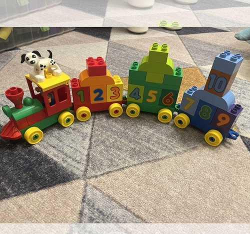 Lego duplo поезд с цифрами