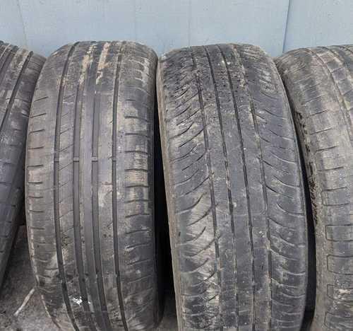 Goodyear EfficientGrip Performance 205/55 R16 94W