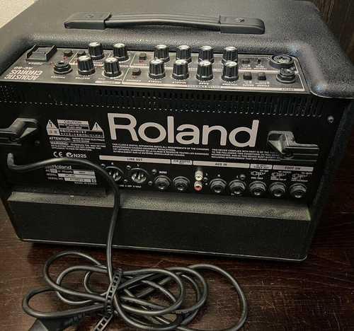 Комбо гитарный roland AC-60