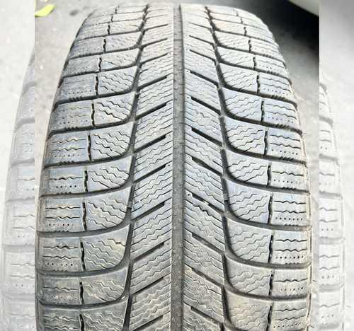 Michelin X-Ice XI3 245/45 R20 99H