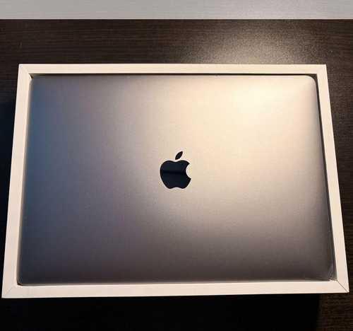 Macbook Pro 13 2020 M1 10-core б/у