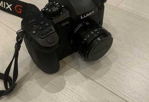 Panasonic Lumix DC-GH5 Body черная