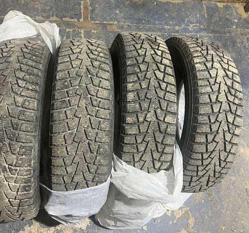 Maxxis ArcticTrekker NS3 225/65 R17