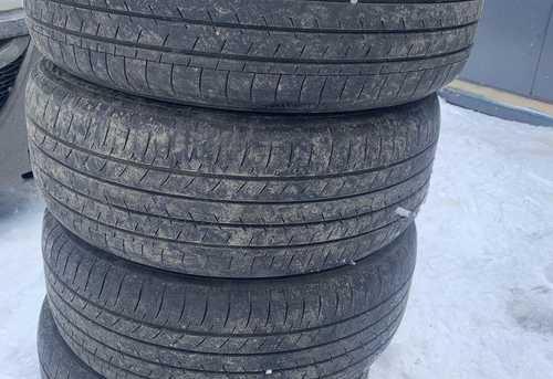 Yokohama 104ZR 215/55 R17 90C