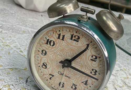 Часы-будильник "Севани"