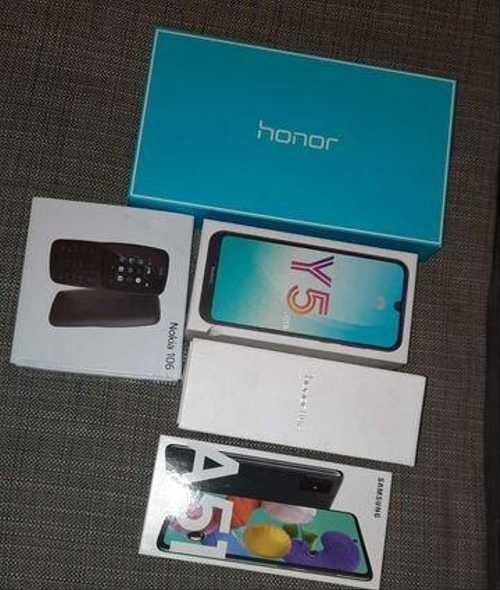 Коробки для телефона honor, Nokia,samsung с чеками