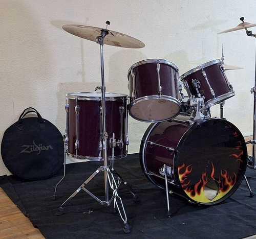 Барабанная установка Tama Rockstar   Zildjian   ма