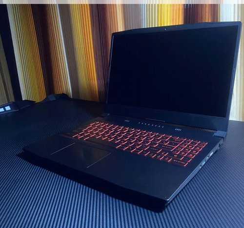 Игровой ноутбук msi GF 66 Katana 11UG, i7-11800H 2