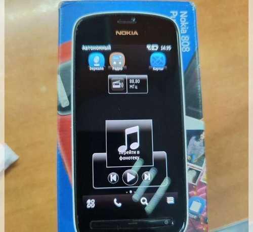 Телефон Nokia 808 (RM-807)